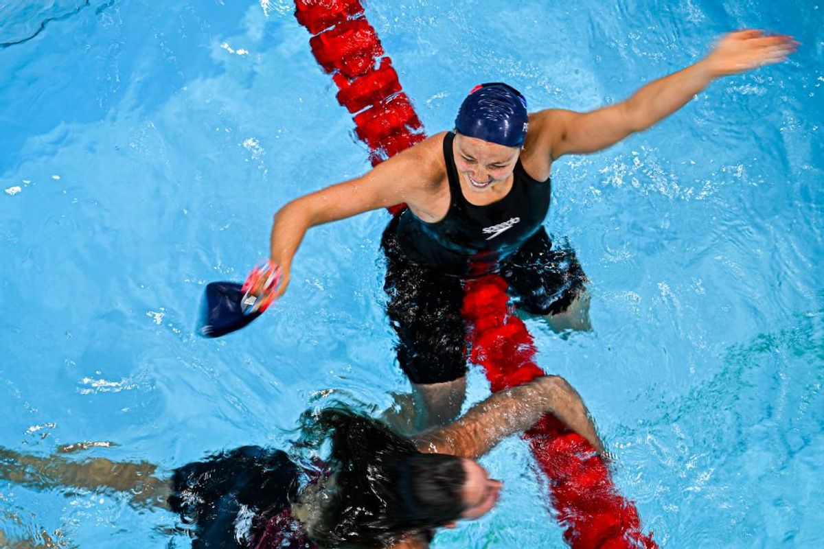 Paris 2024 : Émeline Pierre crée la sensation sur 100 m nage libre, une ...