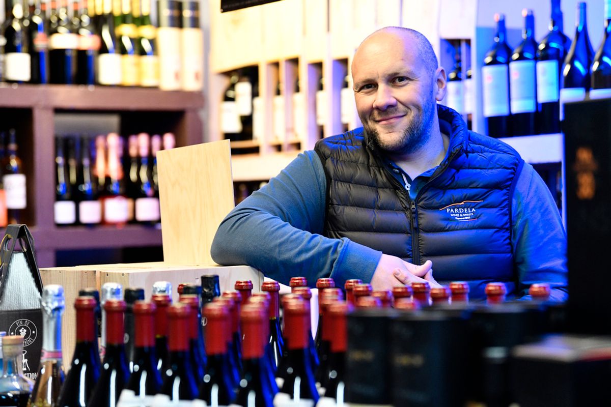 Matthieu Renault de Cave Vins de terroir à Decize : « J’aime le côté ...