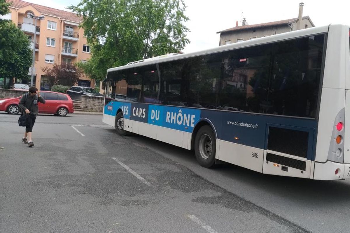 Cars du Rhône, trains... Quelles lignes circuleront demain ? - Le Pays ...