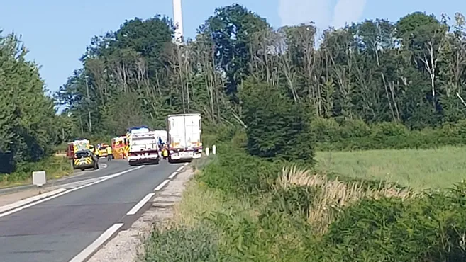 Accident mortel entre un fourgon et un poids lourd sur la RN 145 à Droux - Le Populaire du Centre