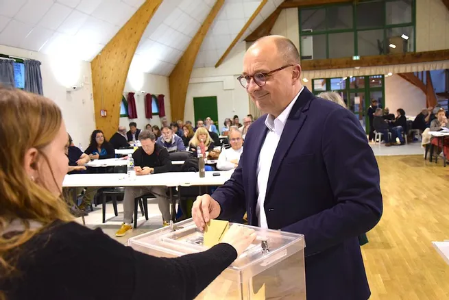 Cédric Clech nouveau président de la communauté de communes le ...