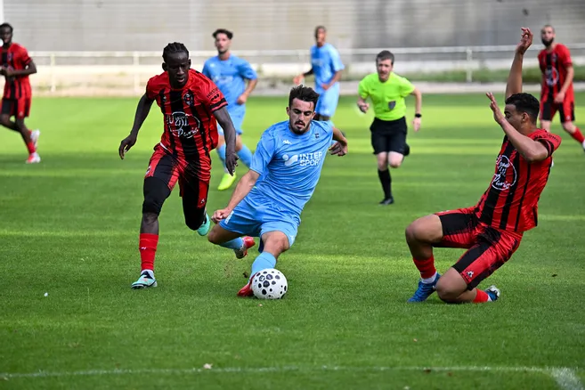 Le C'Chartres Football reçoit Sainte-Geneviève-des-Bois (N3) avec les ...