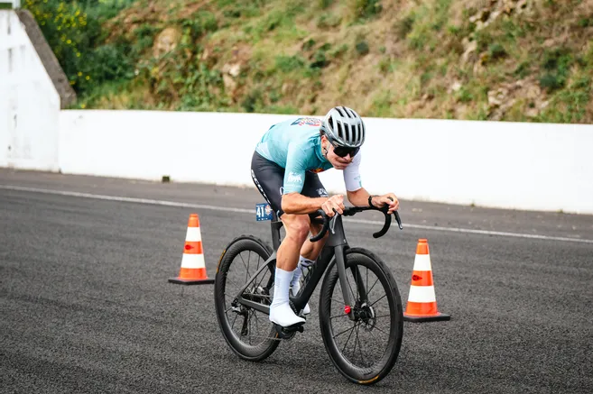 Cyclisme : la première édition du Red Bull Cycling Survivor a tenu ...