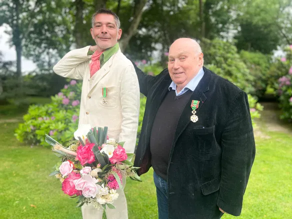 Le compagnon de Jean-Pierre Coffe a été fait chevalier dans l’ordre du ...