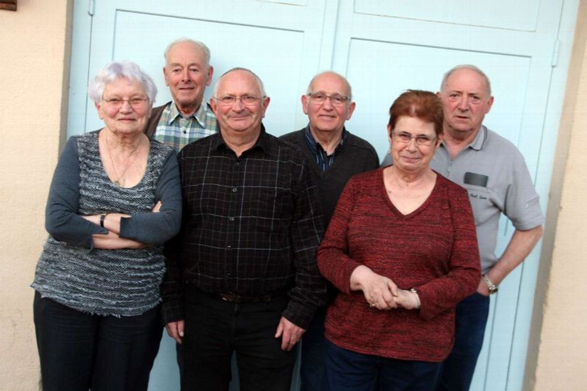 CHARLIEU. Potain Manitowoc : Claudette Laforet et Jacquis Duverger ...