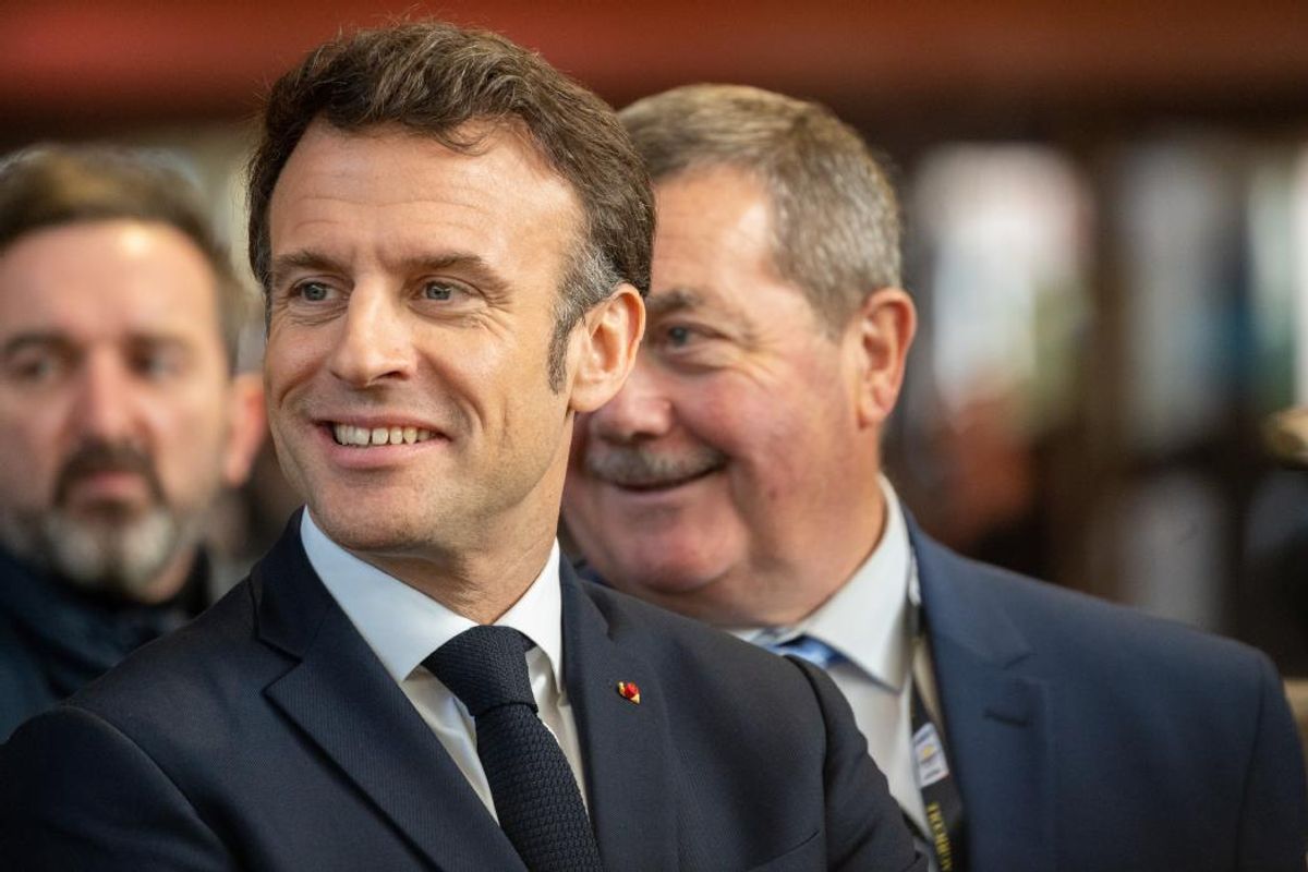 Emmanuel Macron accorde une interview à Pif : "La meilleure manière d’y arriver, c’est de se ...