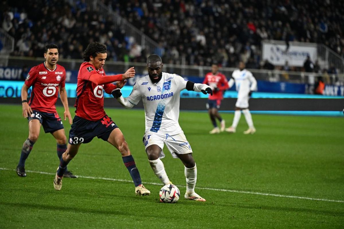 Réception du promu Lorient pour commencer et déplacement à Lille pour ...