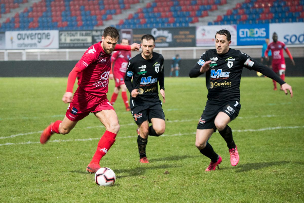 National 3 : Aurillac-Arpajon gifle Ytrac lors du derby - La Montagne