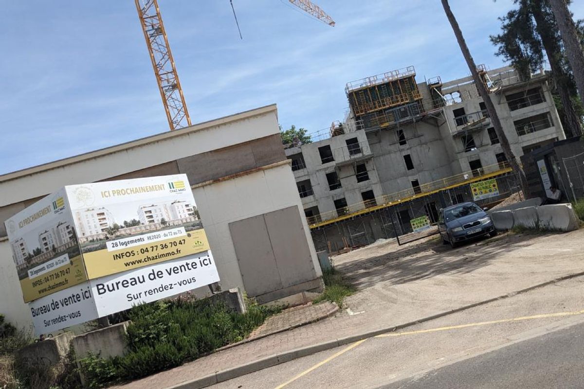 Yves Nicolin cite Sandra Creuzet-Taite en justice - Le Pays Roannais