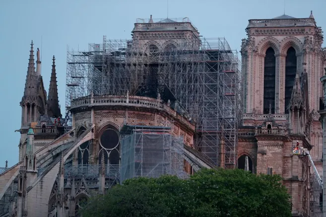 Notre-Dame de Paris : ce que l'on sait douze heures après le début de l ...