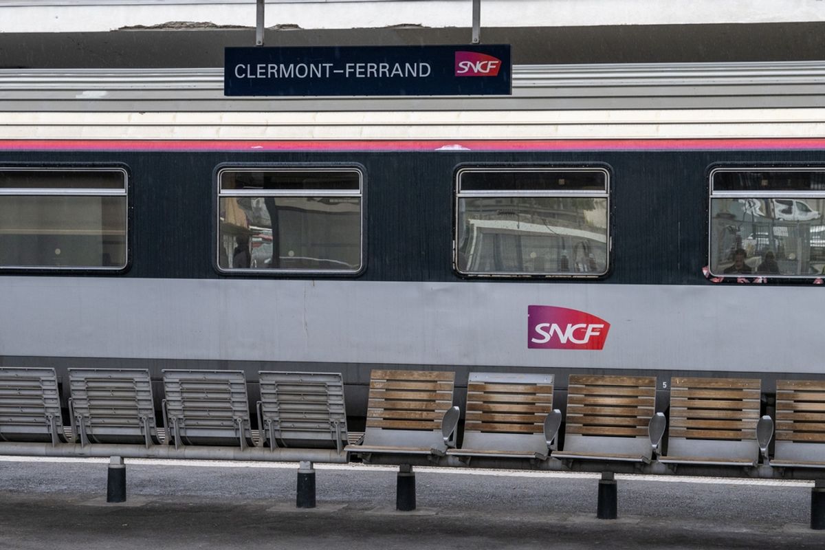 SNCF : retour progressif à la normale sur la ligne Clermont-Nevers ...