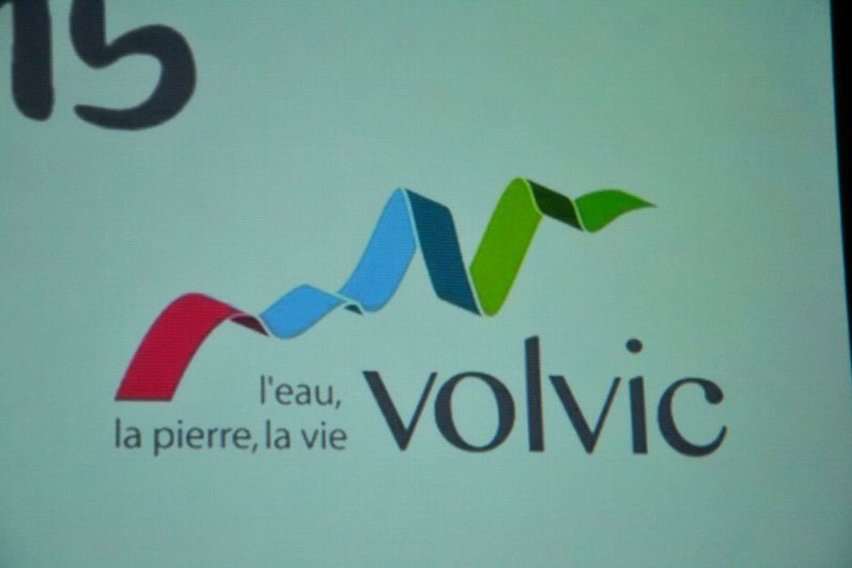 Un nouveau logo pour la Ville de Volvic - La Montagne