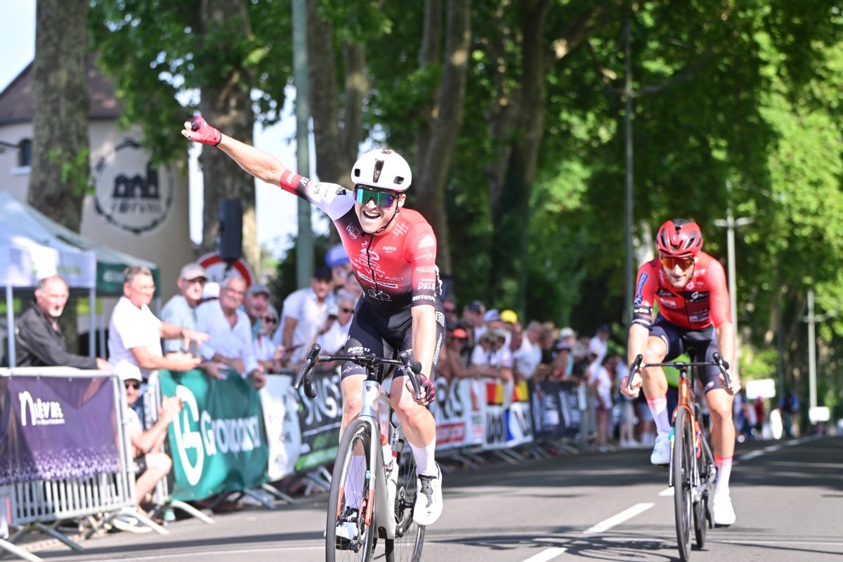 Antoine Berger remporte la 3e étape du Tour Nivernais Morvan à Pouilly ...