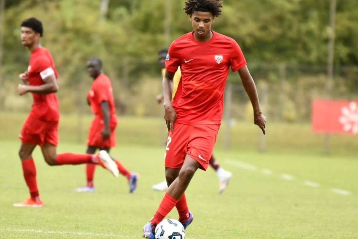 Dernière année au centre de formation du Dijon FCO : le footballeur neversois Ylan Aka n'a plus ...