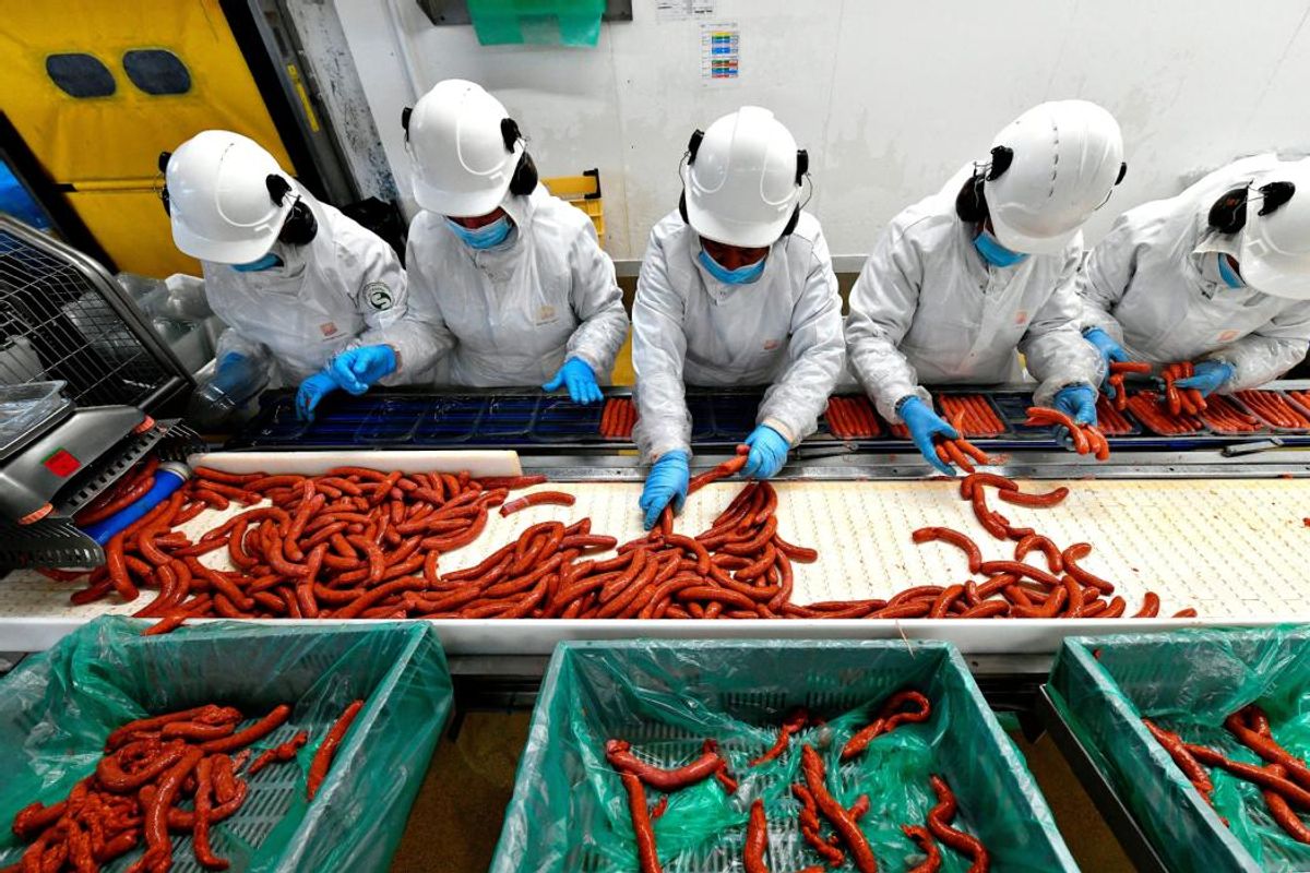 Rappel massif de saucisses dans toute la France : les explications de ...