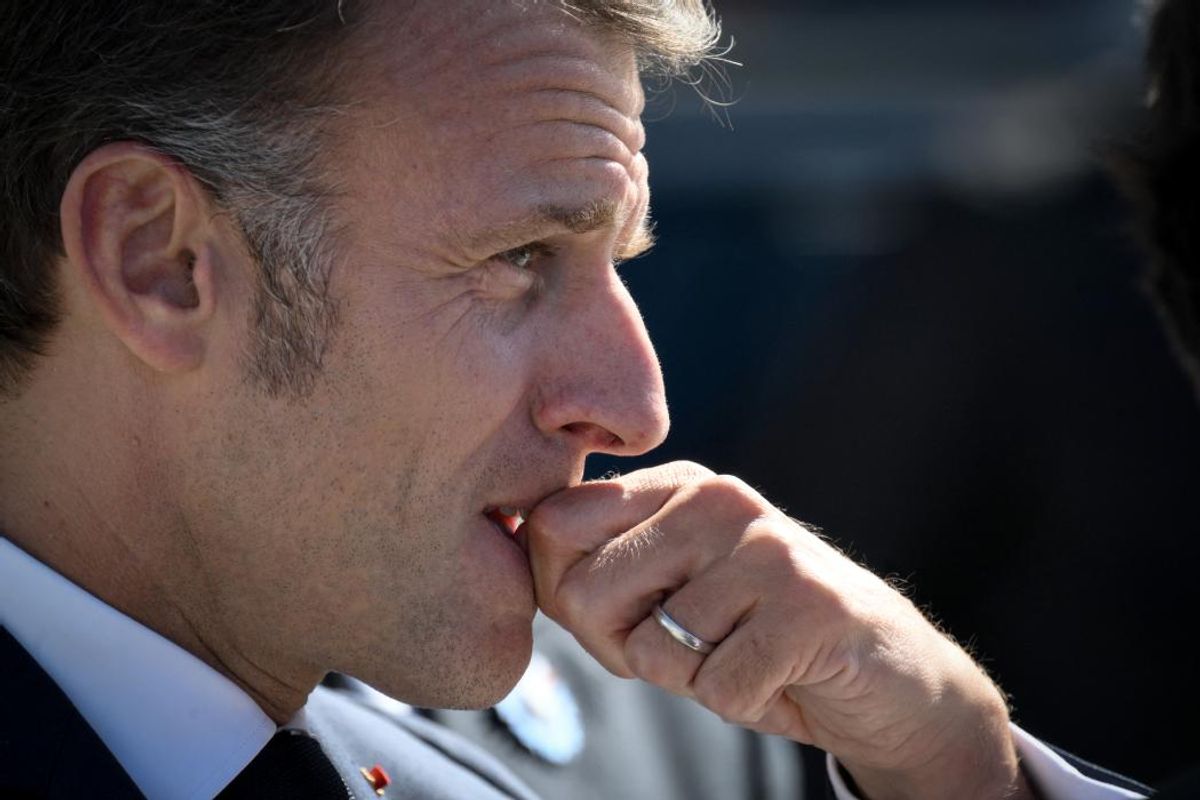 Emmanuel Macron a reçu Nicolas Sarkozy à l'Élysée avant son ...