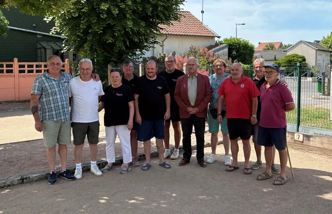 Compétition de boules à Saint-Yorre : Paray-le-Monial triomphe au Grand ...