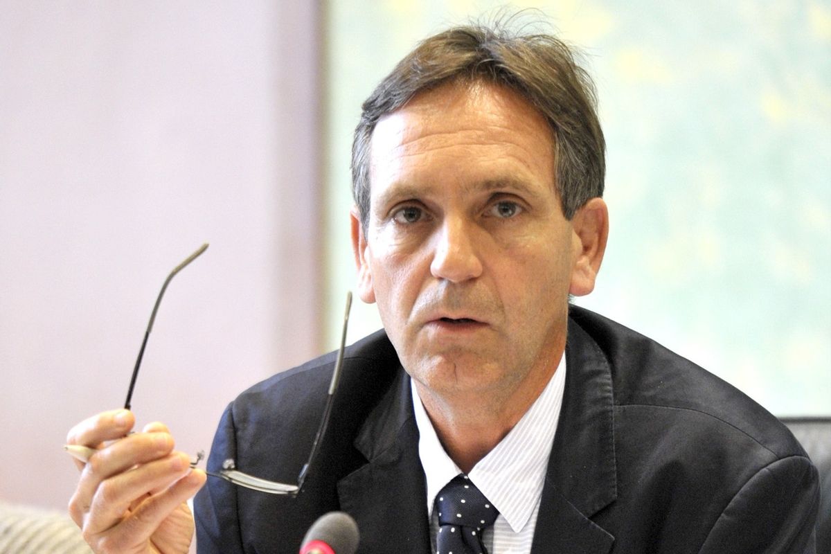 À Bourges, le premier adjoint Philippe Mercier (LR) renonce à la course ...