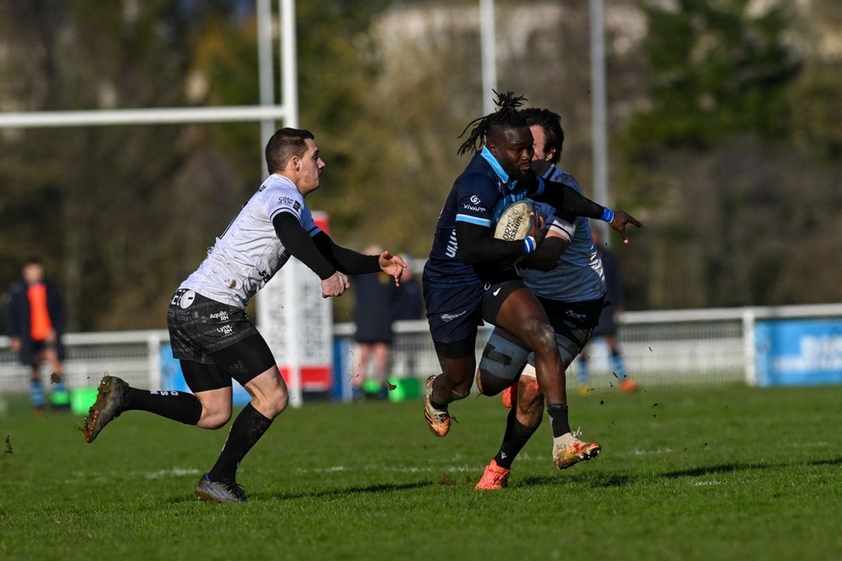 Le C'Chartres Rugby signe une 13e victoire de suite au PUC - L’Écho ...