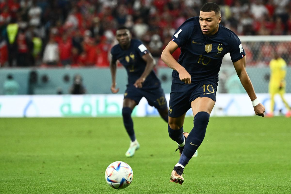 « Walker, Qatar Ranger » : l'édito de la Coupe du monde - Le Journal du ...