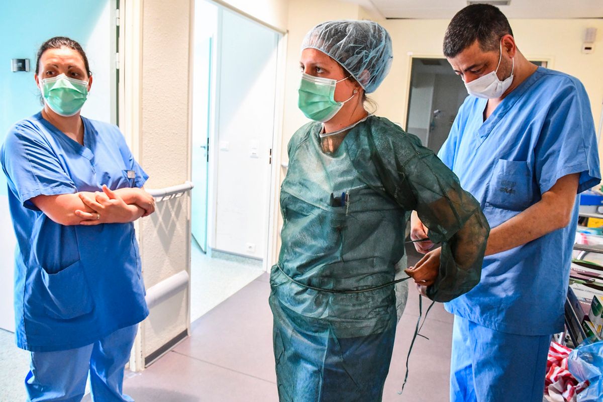 Comment l'hôpital de Nevers tient bon face à la crise du Covid-19 - Le ...