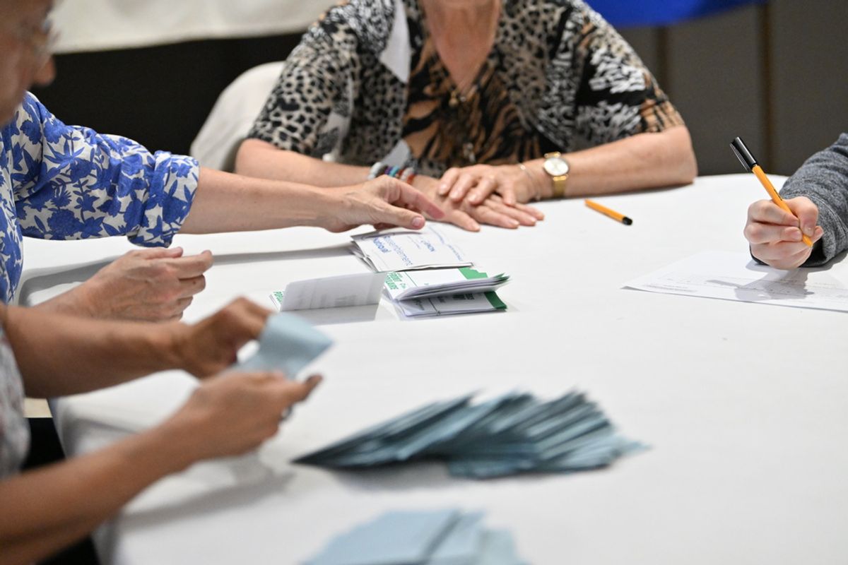 Florence Loury, Daniel Grenon, Sophie-Laurence Roy, André Villiers : où ...