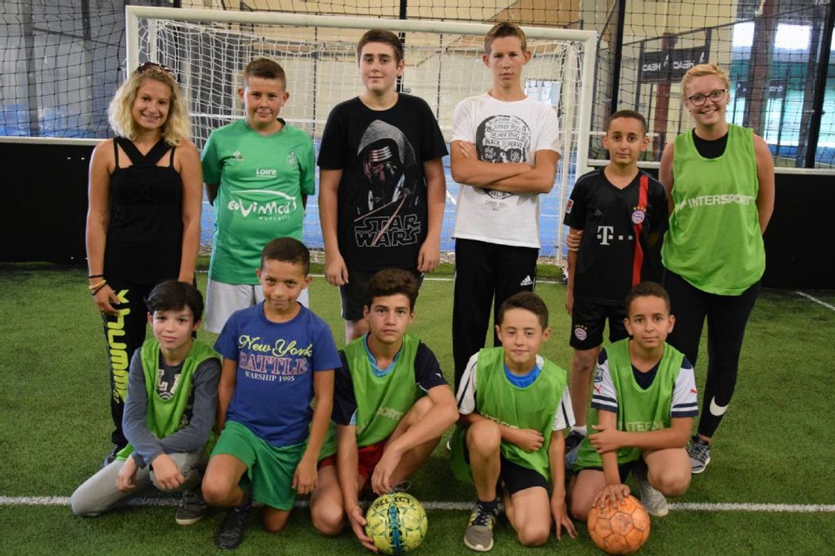 Après-midi soccer au club ados - Le Pays Roannais