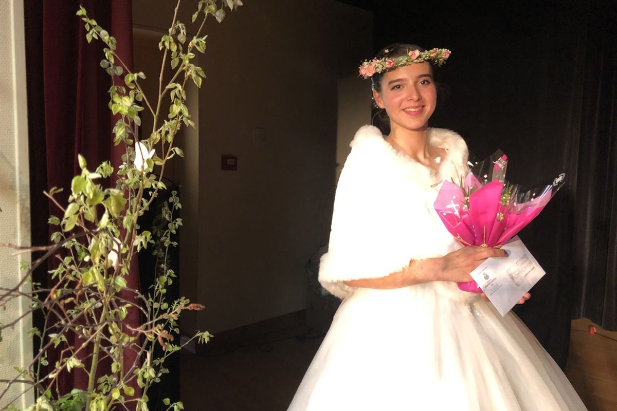 BEAUMONT LES AUTELS. Mary-Ann Ménasri couronnée 37 e rosière - L’Écho Républicain