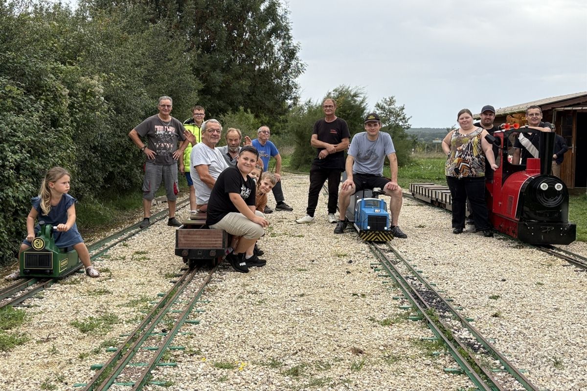 CHEVANNES. À Chevannes, les petits trains attirent un public venant de ...
