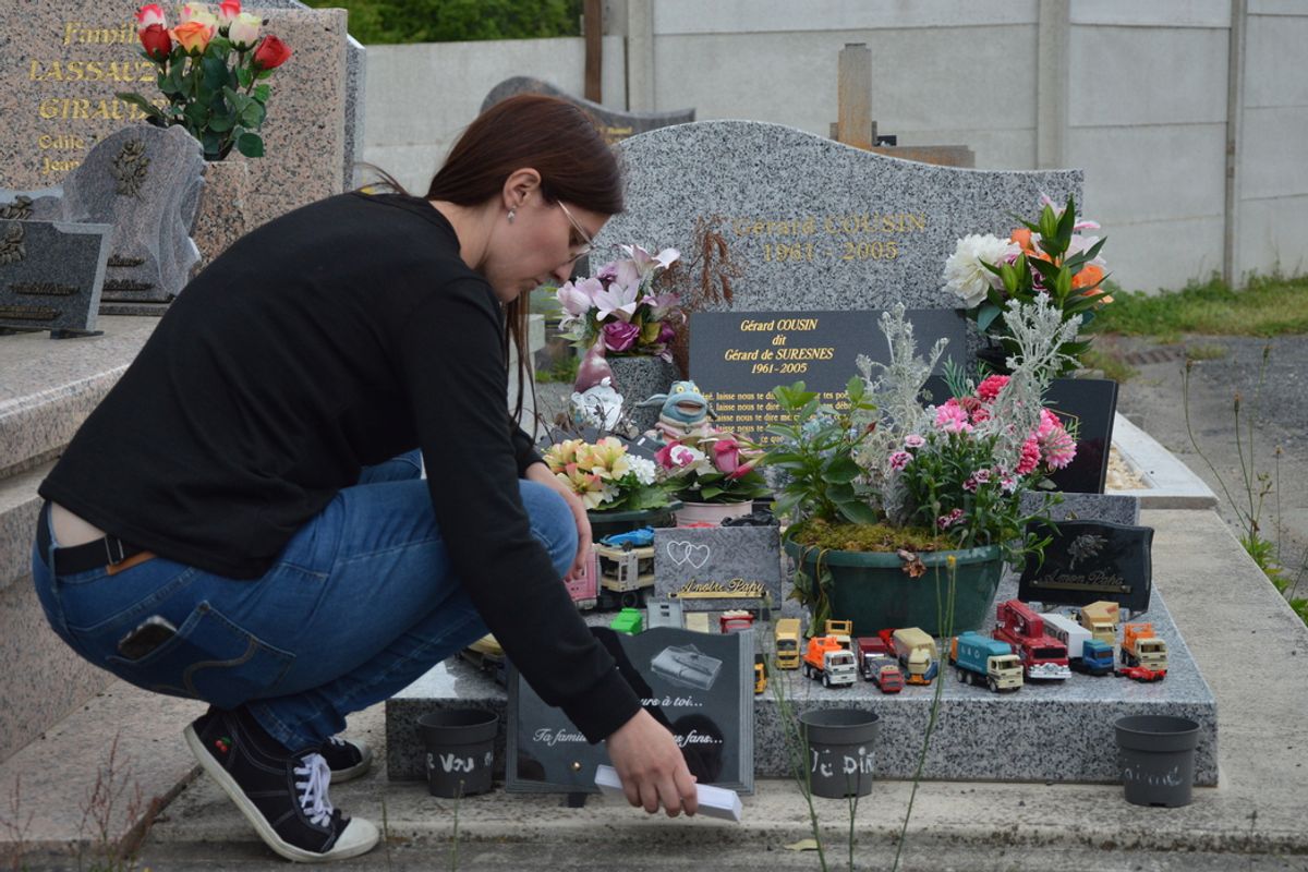 Les fans de Gérard de Suresnes rendent hommage à l'ex animateur de Fun ...