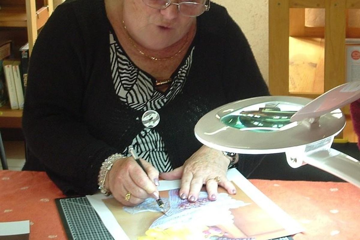 Michèle Pierre expose ses tableaux en 3D - L'Yonne Républicaine