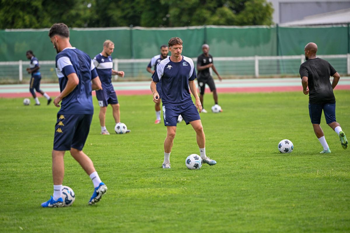 Romain Thomas et Mehdi Elanbri : sixième et septième recrues du C ...