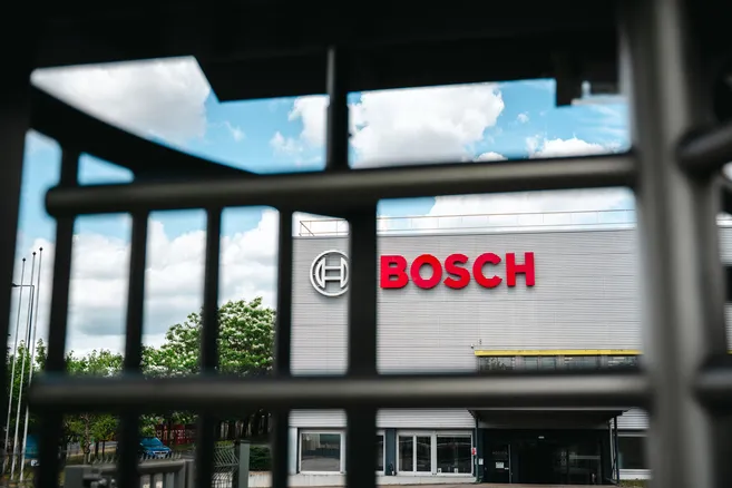 À Moulins, les salariés de Bosch valident la signature du PSE - La Montagne