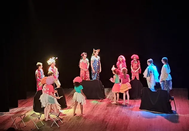 Les « Jours fous !!! » : trois jours de spectacles et de partage au ...