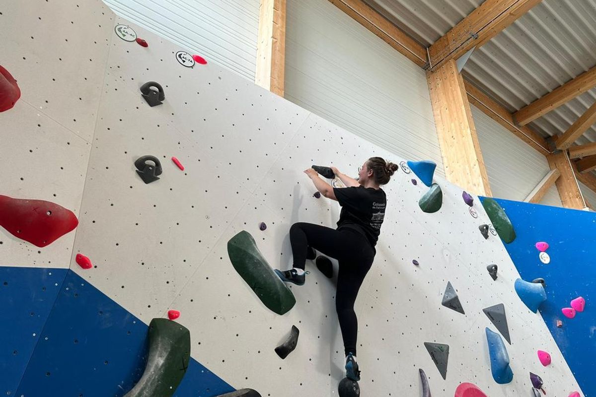 J'ai testé pour vous la salle d'escalade 100 % bloc de Chartres : un ...
