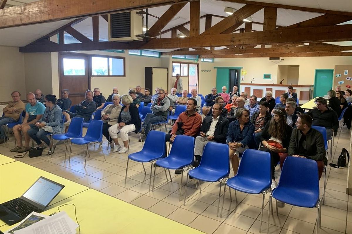 SAYAT. La fibre déployée en avance - La Montagne