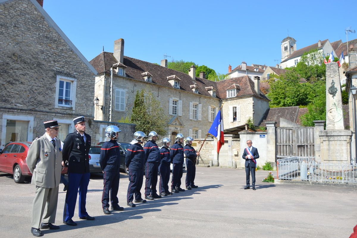 À Châtel-Censoir, l'hommage rendu à Raymond Fassin, résistant ...