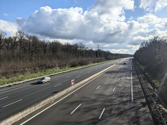 Autoroute A71 : des travaux d'entretien de la chaussée à hauteur d ...