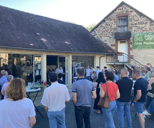 Guillaume Bucher a inauguré son magasin en présence d’élus, de ...