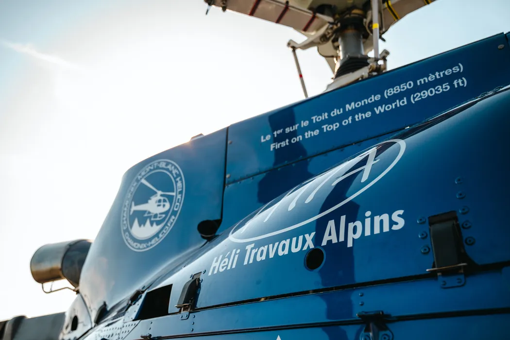 Quel est cet exploit unique que l'hélicoptère bombardier d'eau ...