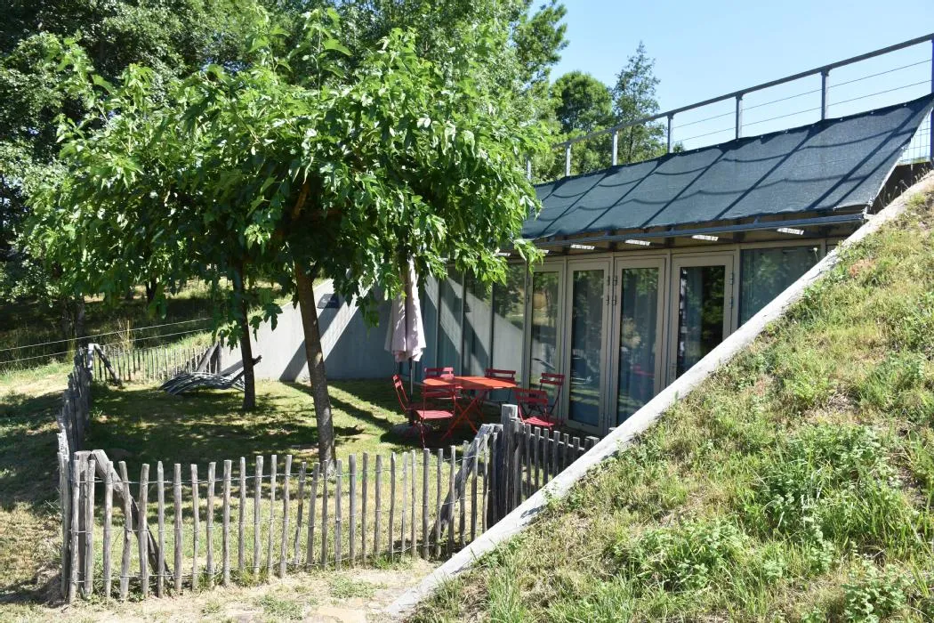 En Corrèze, ces gîtes troglodytes se sont refait une beauté pour ...