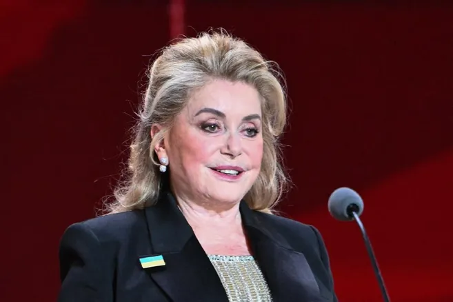 Catherine Deneuve aux César 2025 : "Je déclare ouverte la 50e cérémonie et je la dédie à l ...