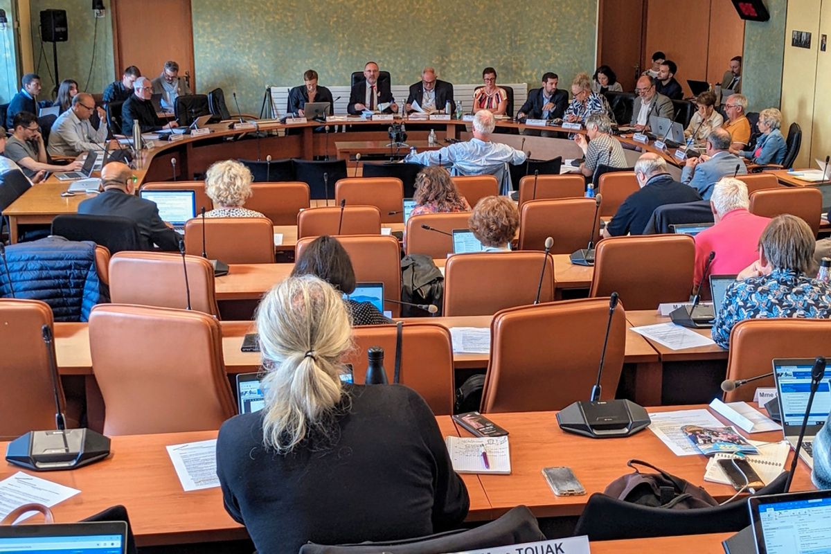 Transition écologique, travaux, prix du stationnement... Ce qu’il faut retenir du conseil ...