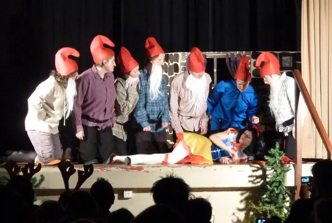 La MSA a invité le Père Noël et Blanche Neige - La Montagne