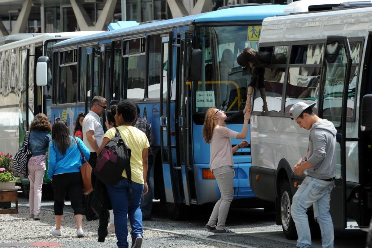 Première rentrée de plein exercice pour la grande Région Nouvelle ...