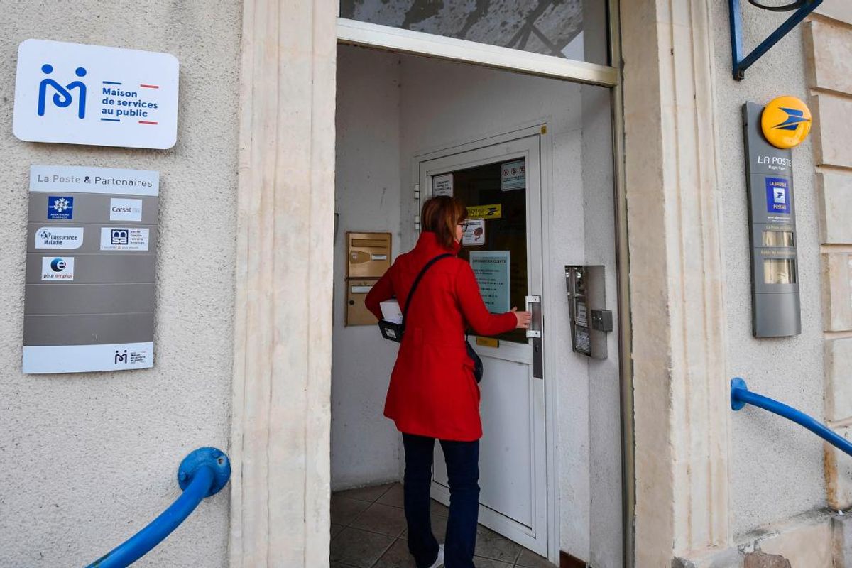 Moins de bureaux de poste, davantage d'agences postales communales et de relais poste dans la ...