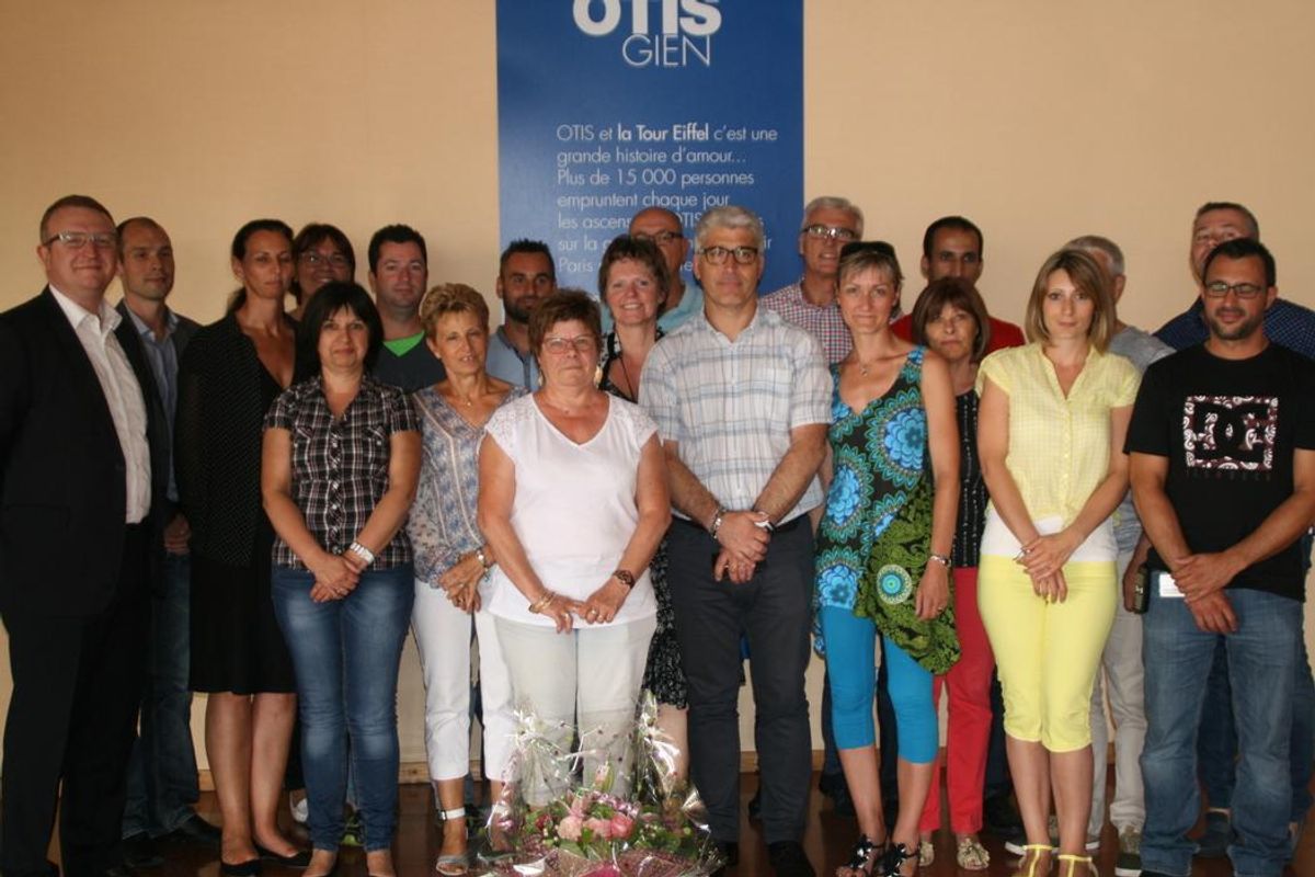 La retraite après 44 années chez Otis Gien - La République du Centre