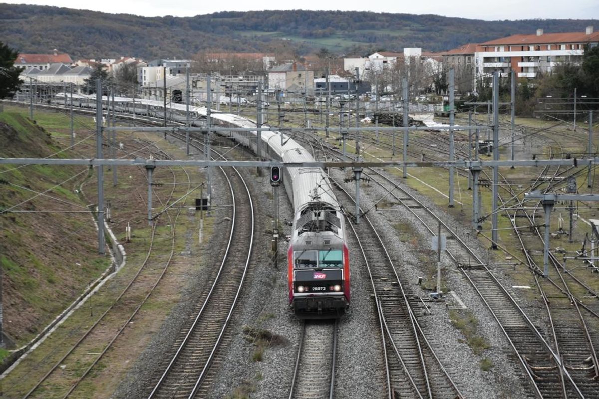 SNCF Voyageurs annonce que la grève des contrôleurs et conducteurs de ...