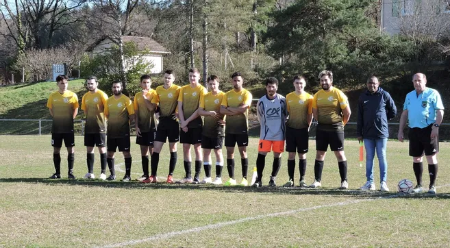 Les footballeurs du Cosnac Fc s’inclinent - La Montagne