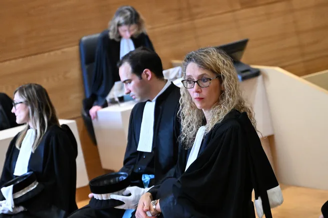 Une nouvelle présidente et deux juges viennent étoffer le tribunal ...